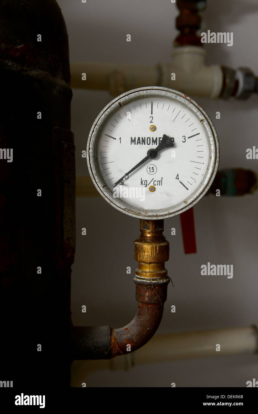 Pressurized tank hi-res stock photography and images - Alamy