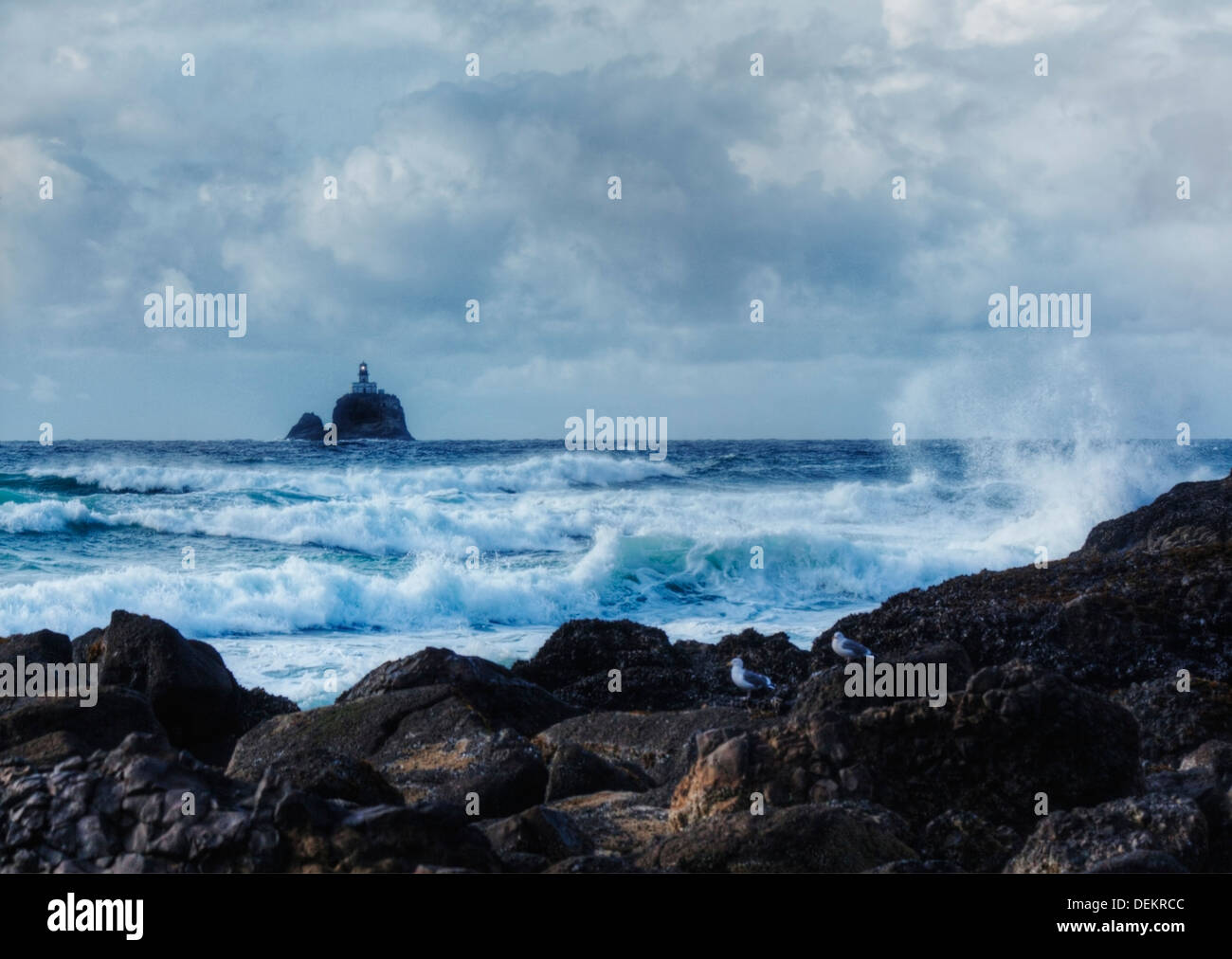 Tillamook rock lighthouse and storm hi-res stock photography and images ...