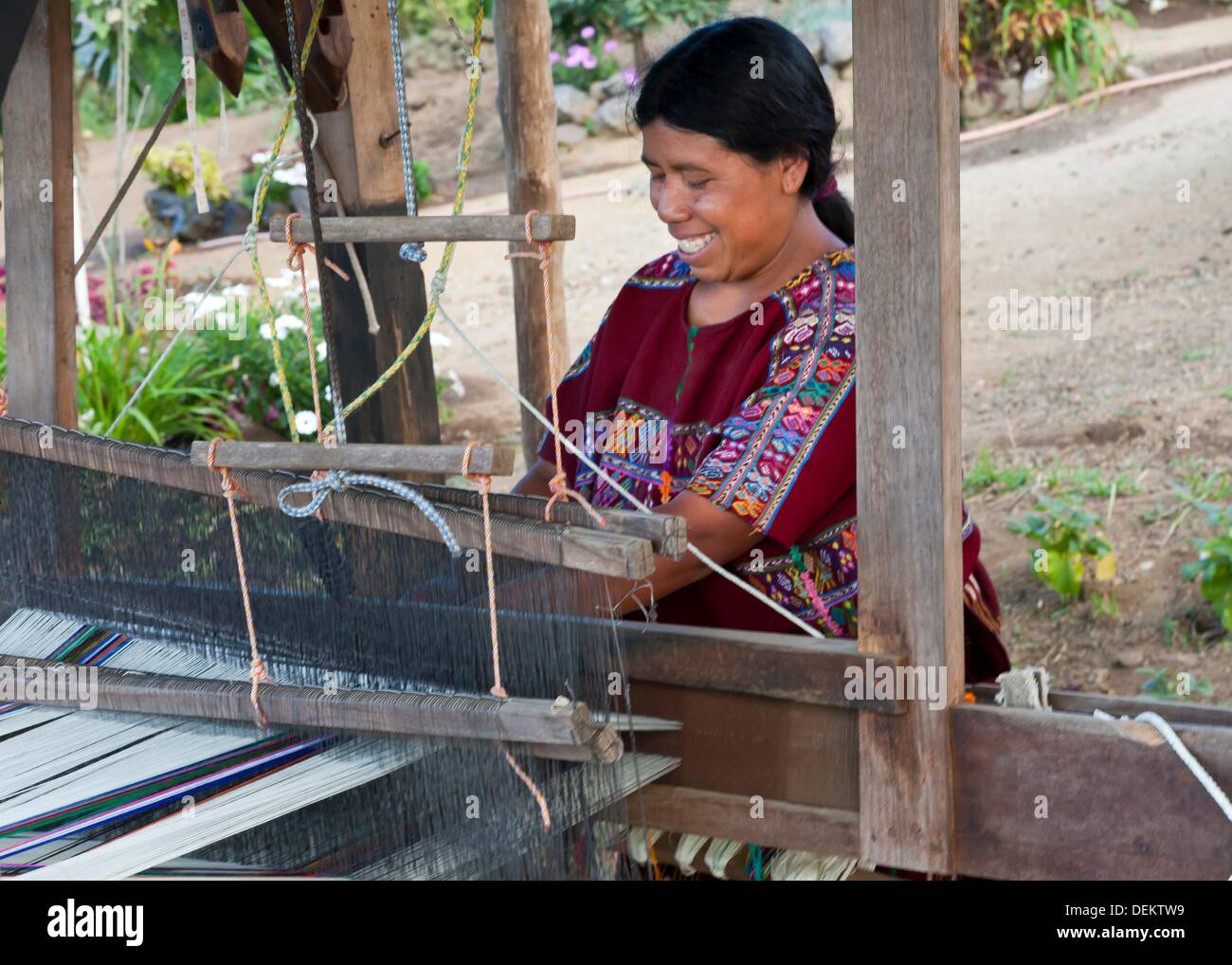 Traditional guatemalan weaving hi-res stock photography and images - Alamy