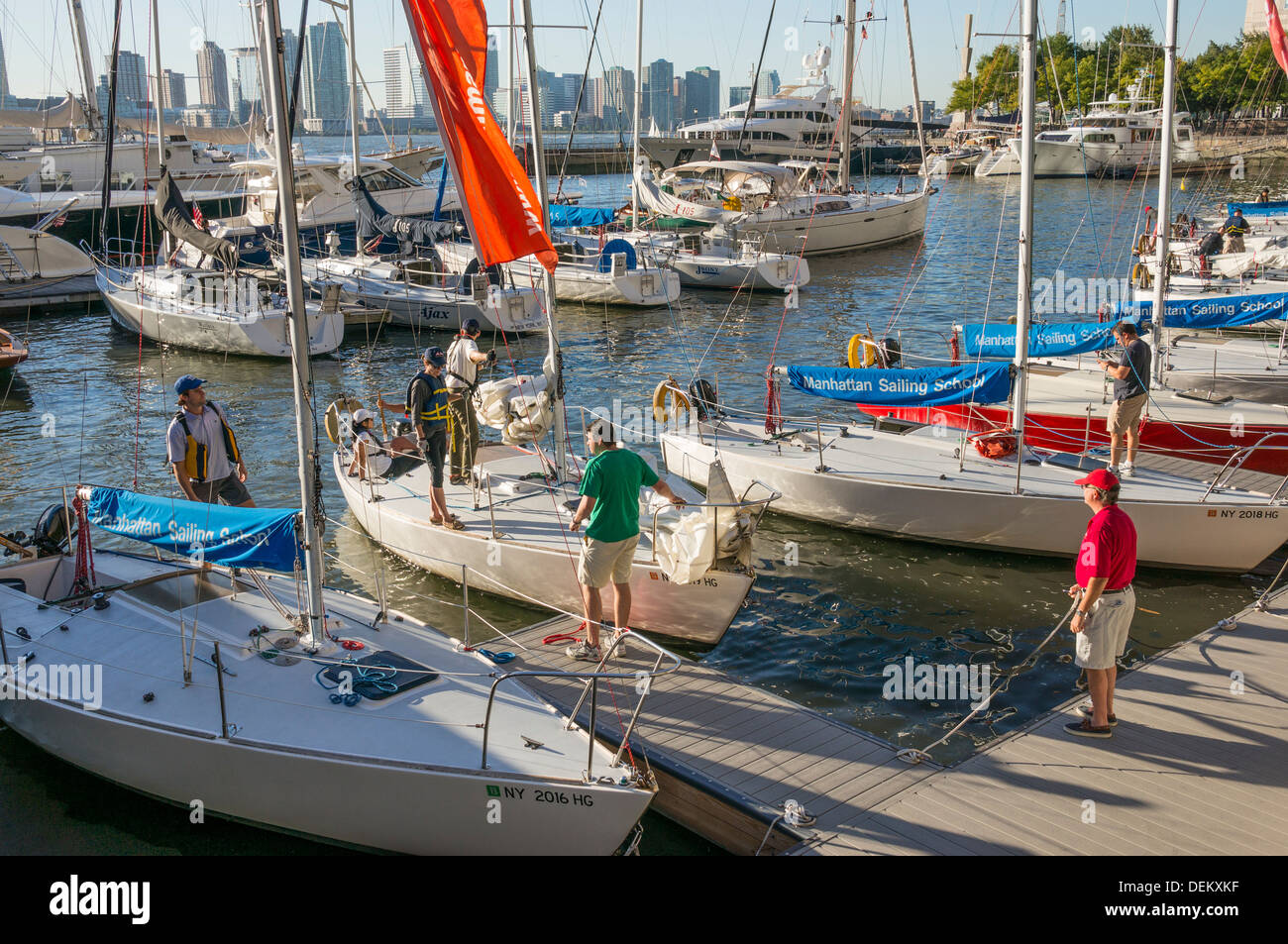 Manhattan Sailing School in North Cove in Battery Park City in New York ...