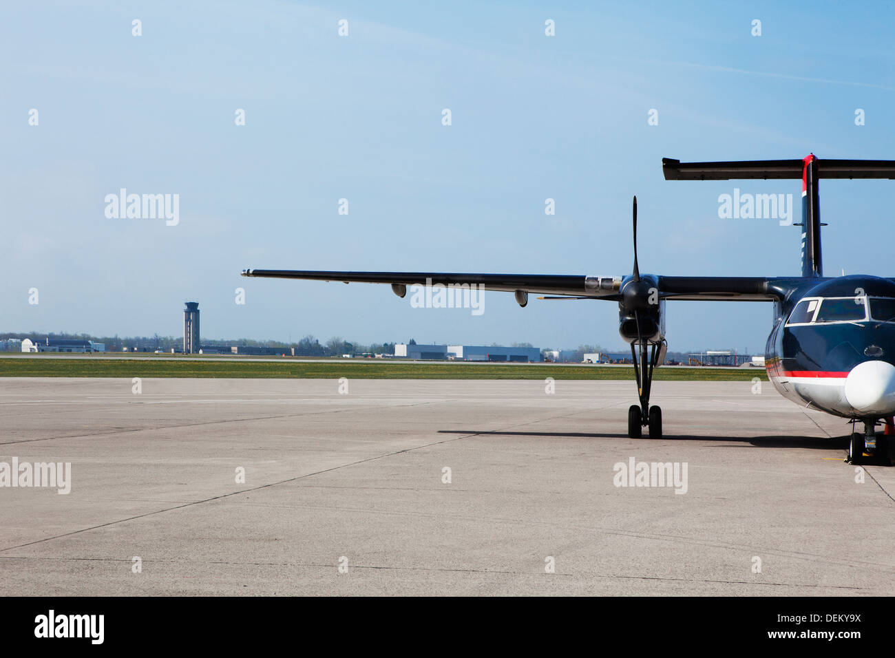 Clear runway hi-res stock photography and images - Alamy