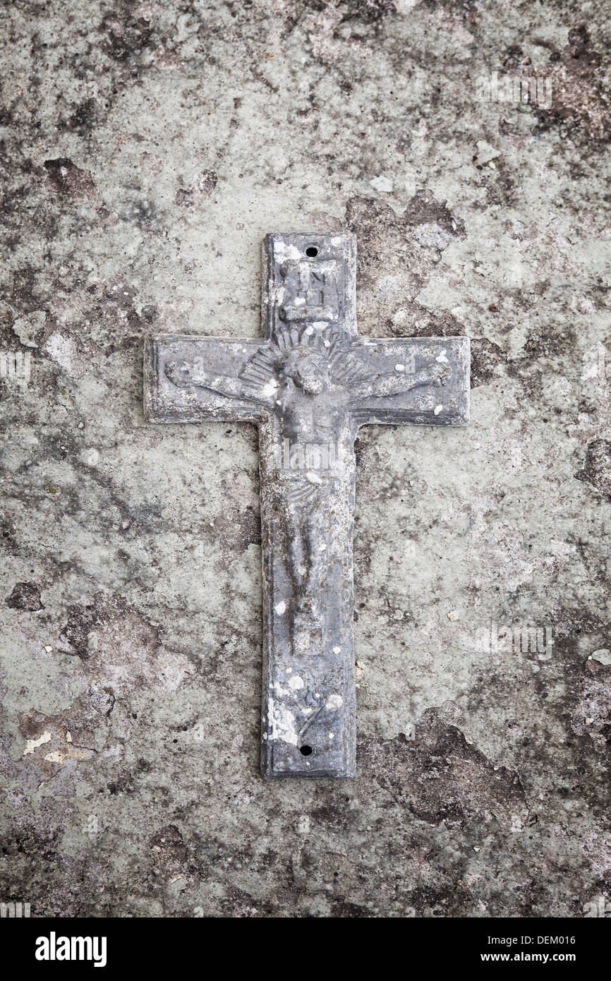 Cross carved stone hi-res stock photography and images - Alamy