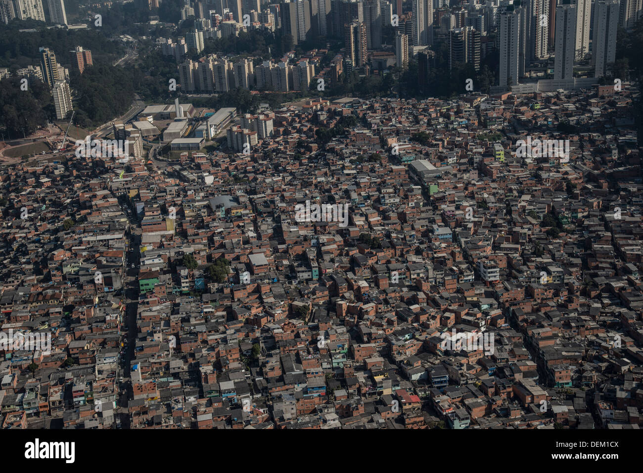 Sao paulo slum hi-res stock photography and images - Alamy