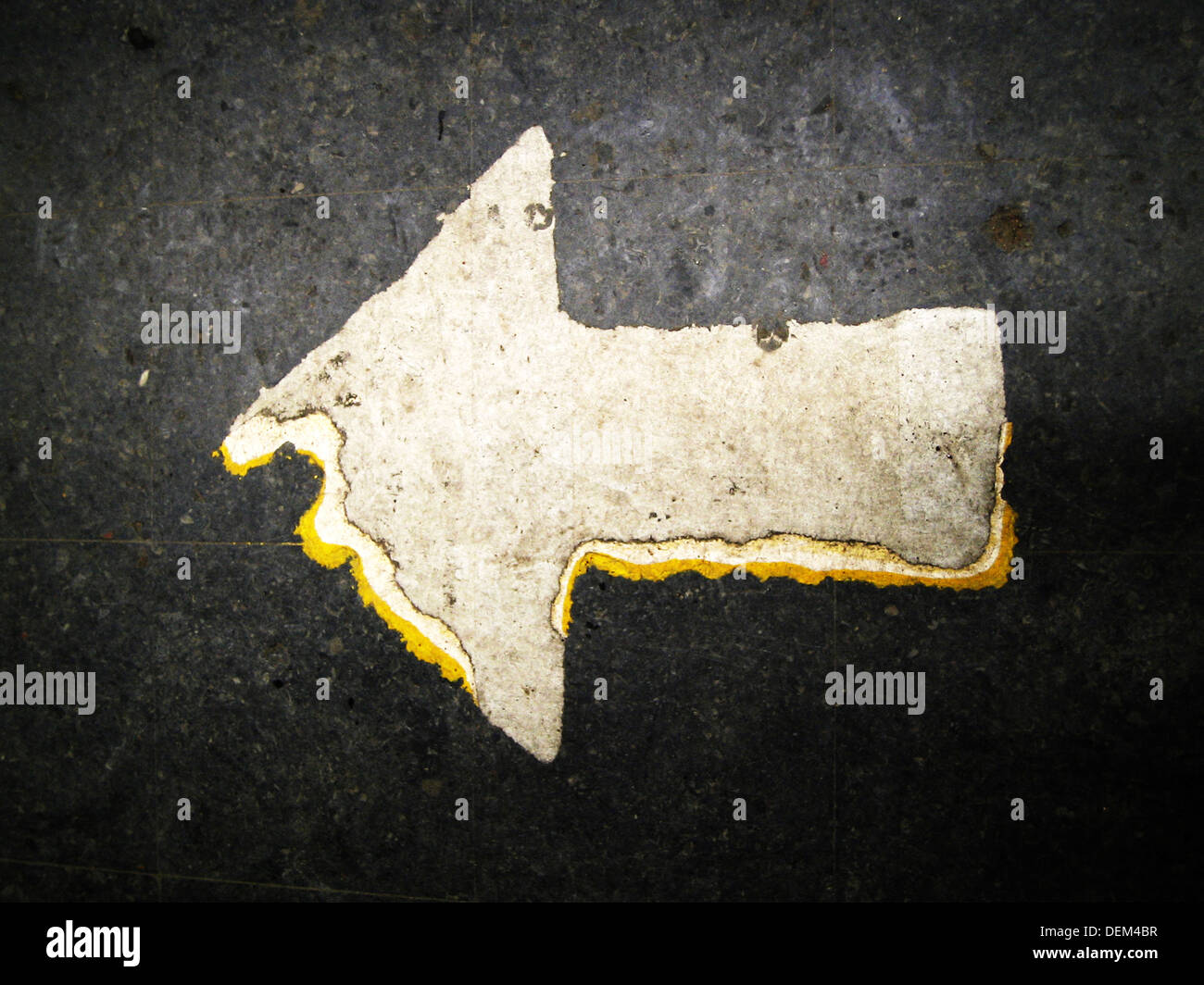 Arrow Symbol Pointing Left Stock Photo - Alamy