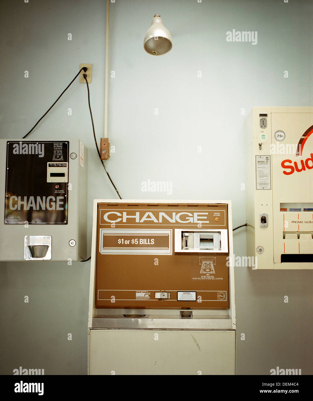 Change machines hi-res stock photography and images - Alamy