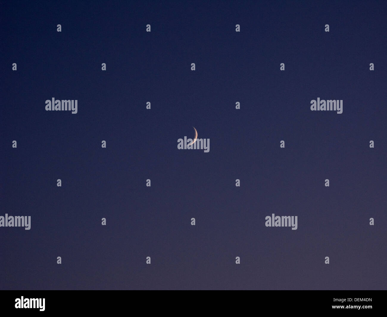 Horizontal crescent moon hi-res stock photography and images - Alamy