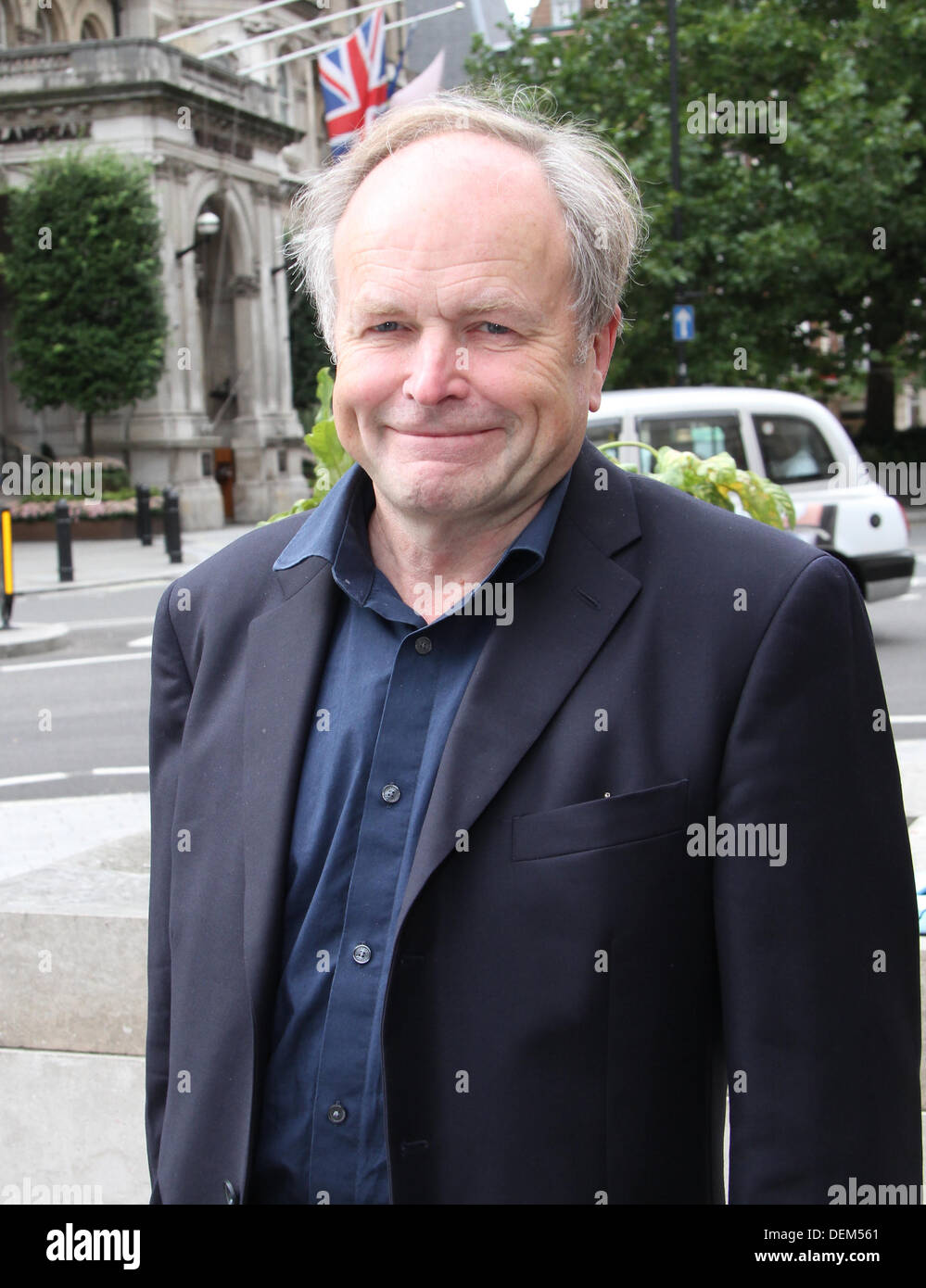 Clive anderson hi-res stock photography and images - Alamy