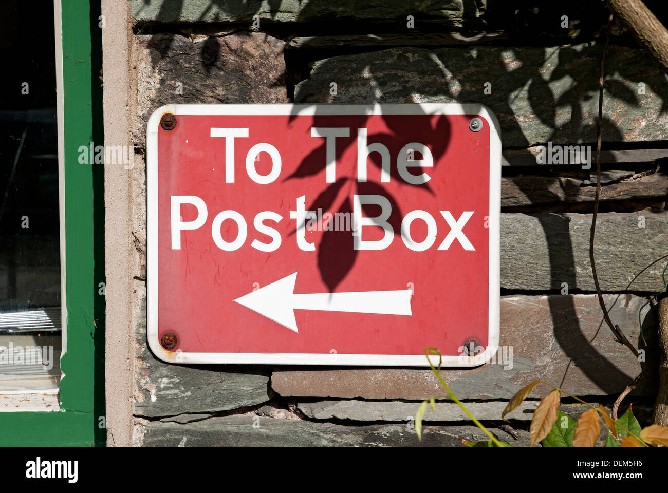 Box office signs hi-res stock photography and images - Alamy