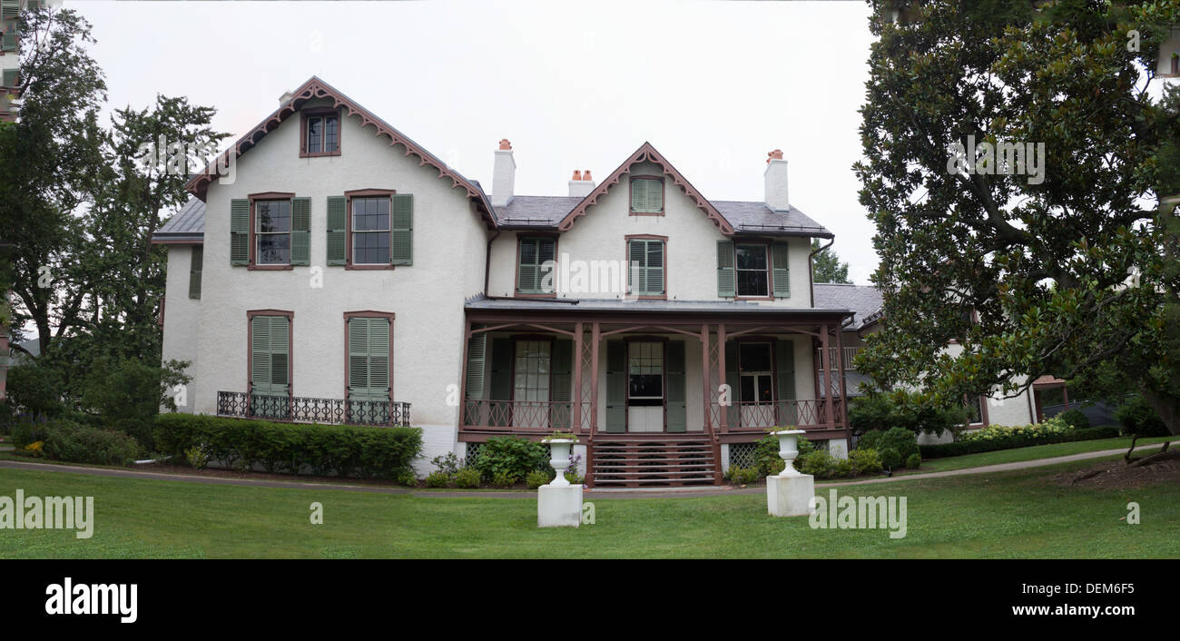 Abraham lincoln cottage hi-res stock photography and images - Alamy