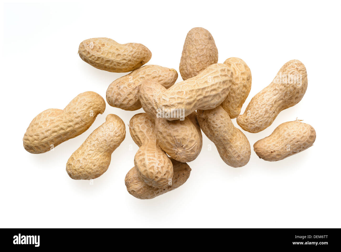 Food and snacks: peanuts in shell, isolated on white background Stock ...