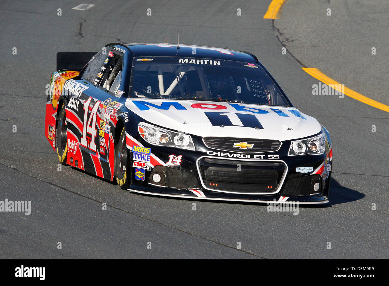 Loudon, NH, USA. 20th Sep, 2013. Loudon, NH - Sep 20, 2013: Mark Martin ...