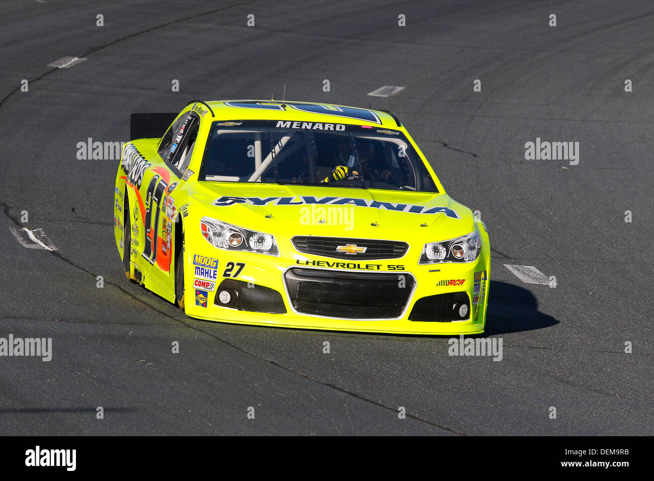 Loudon, NH, USA. 20th Sep, 2013. Loudon, NH - Sep 20, 2013: Paul Menard ...