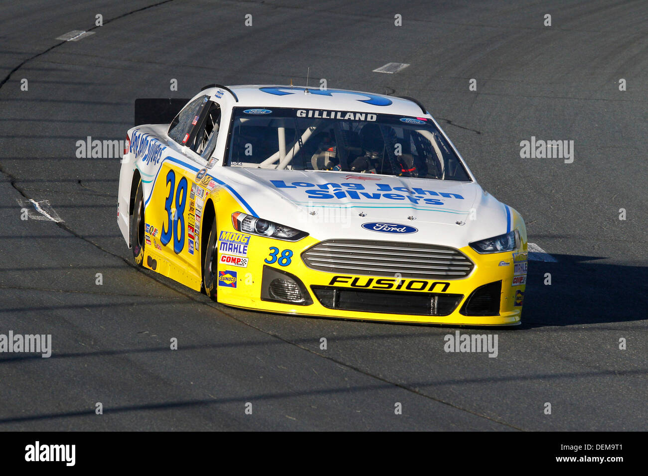 Loudon, NH, USA. 20th Sep, 2013. Loudon, NH - Sep 20, 2013: David ...