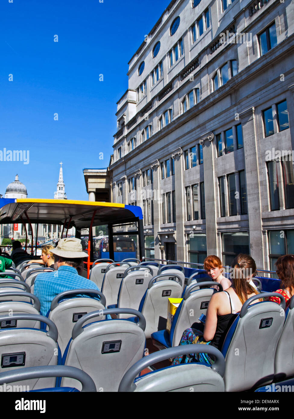 Empty open topped bus hi-res stock photography and images - Alamy
