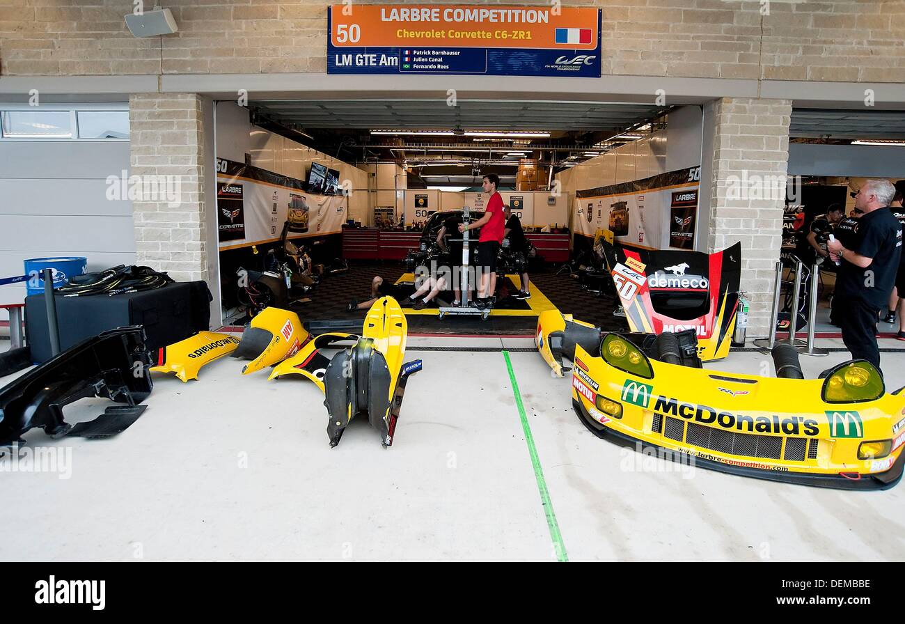International pit lane hi-res stock photography and images - Alamy