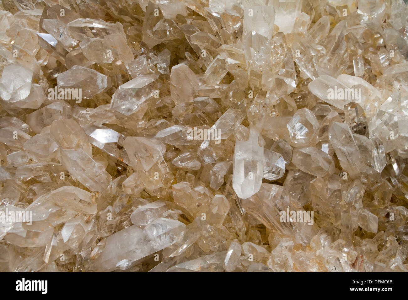 Calcite crystals hi-res stock photography and images - Alamy
