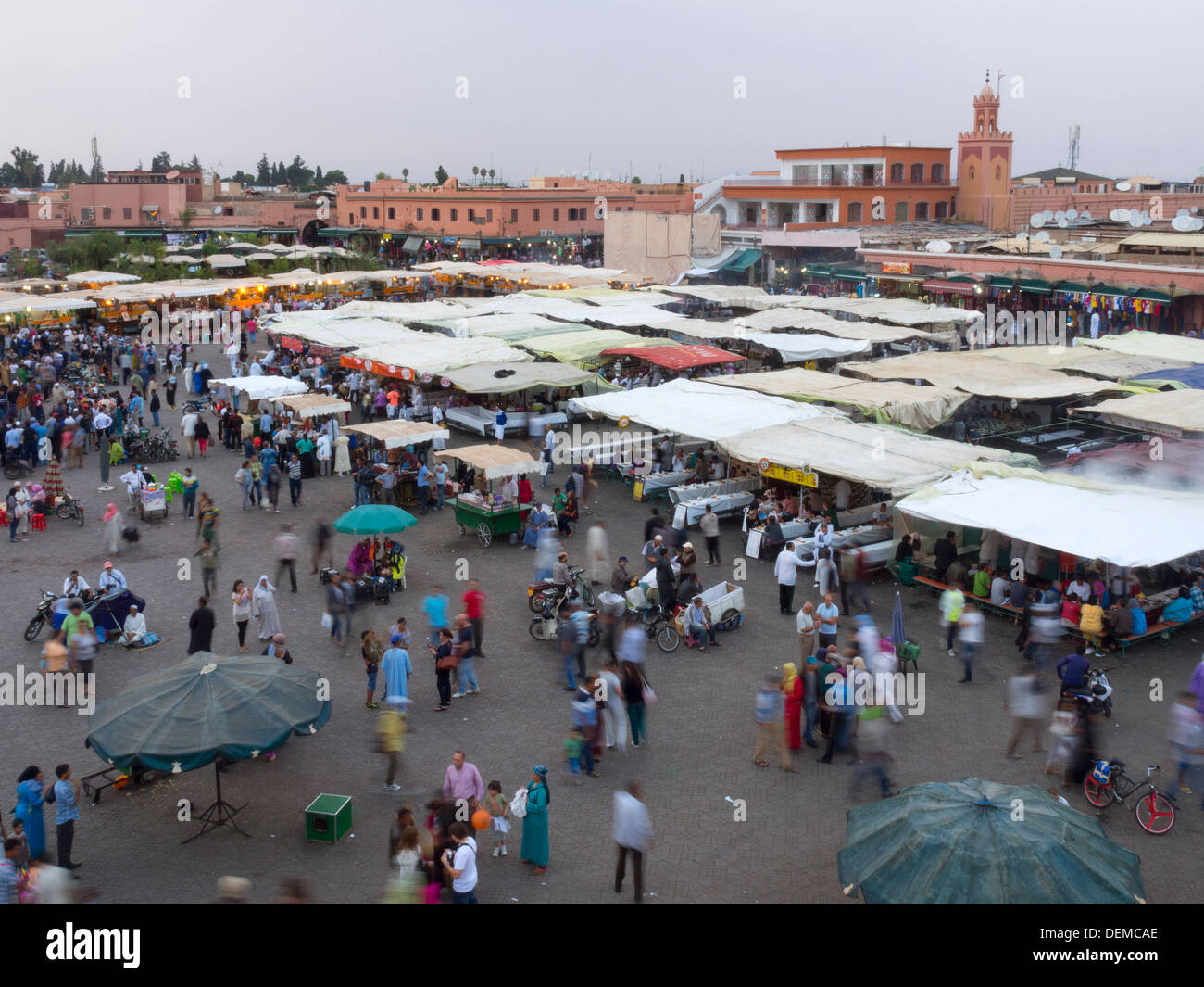 Marrakech market square hi-res stock photography and images - Alamy