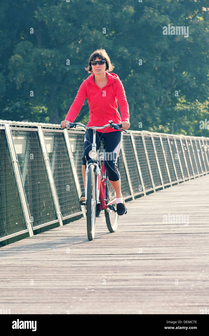 Outdoor rides hi-res stock photography and images - Alamy