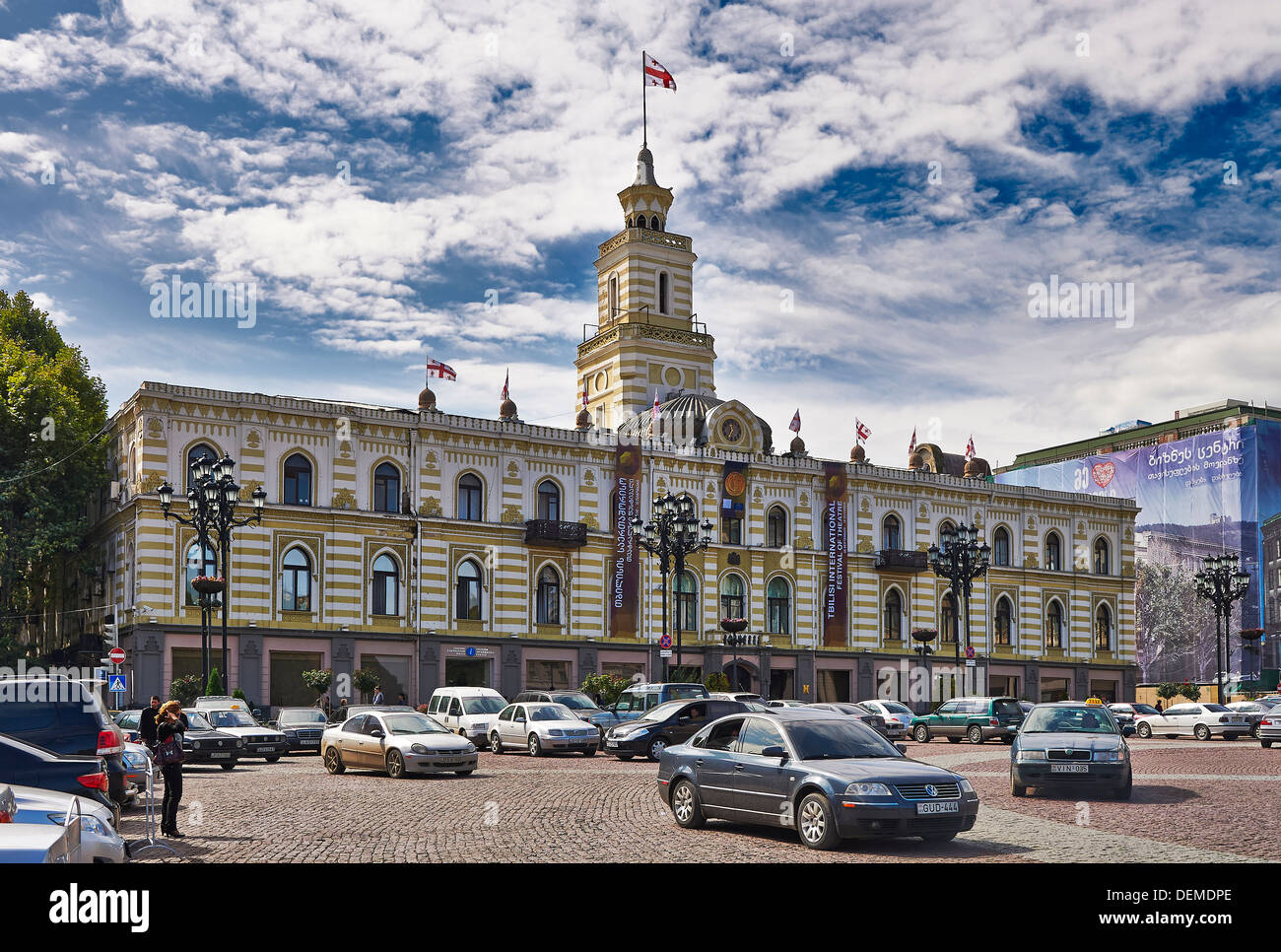 Townhall government building hi-res stock photography and images - Alamy