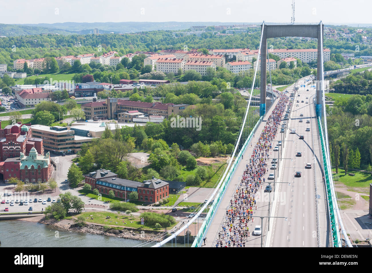 Half built bridge hi-res stock photography and images - Alamy