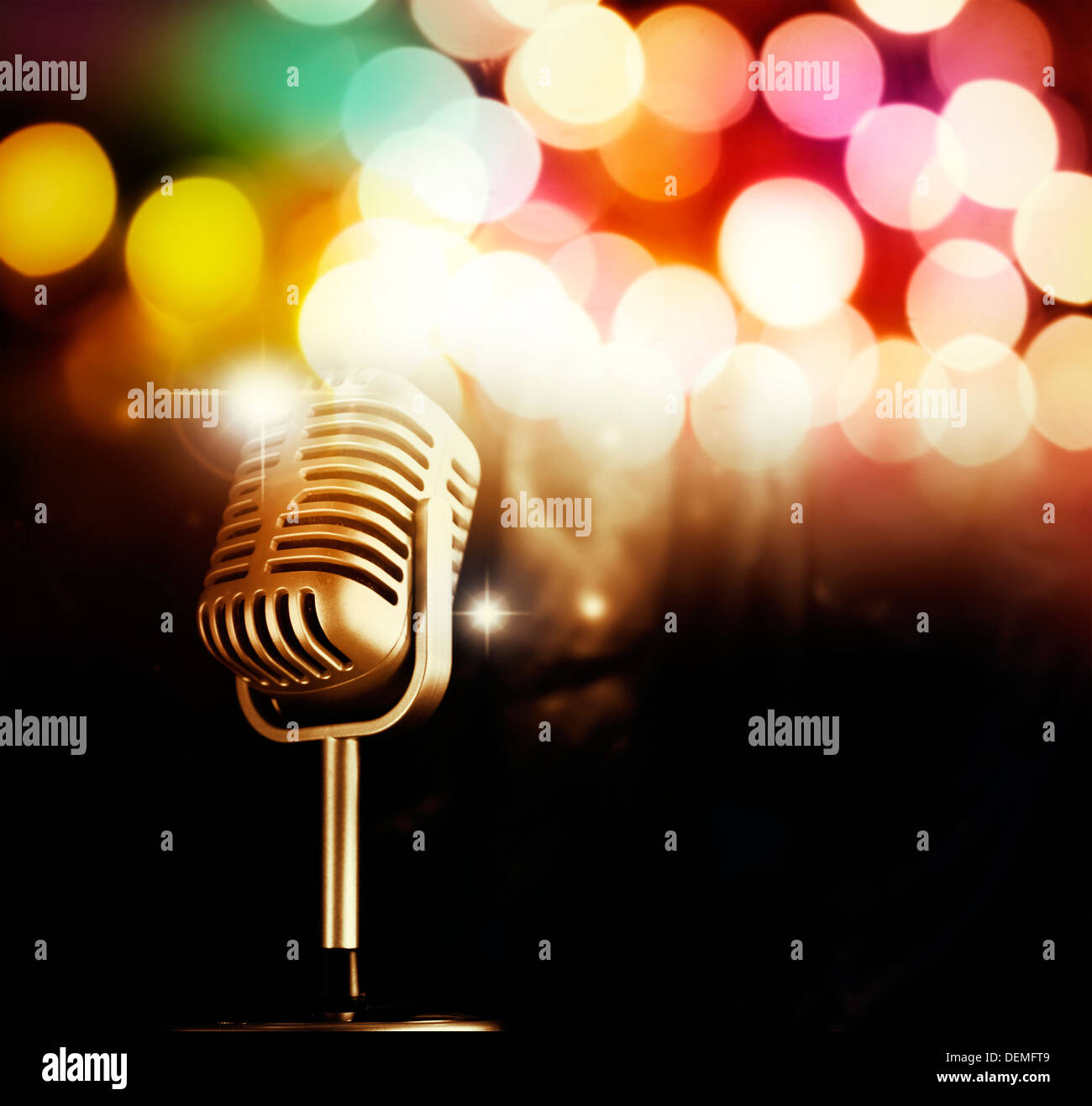 Announcement microphone hi-res stock photography and images - Alamy