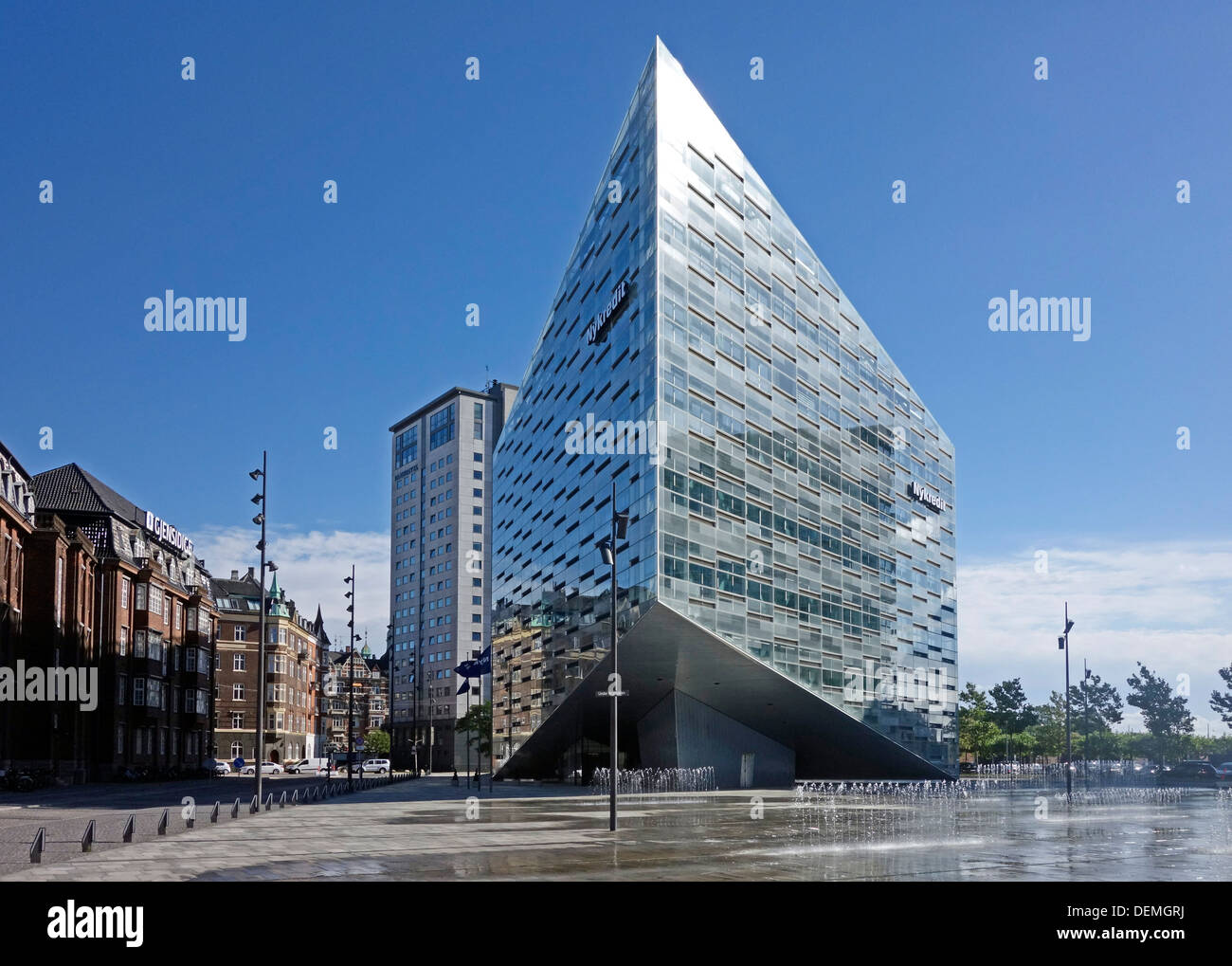 New Nykredit headquarters building called the Crystal (Krystallen) in ...