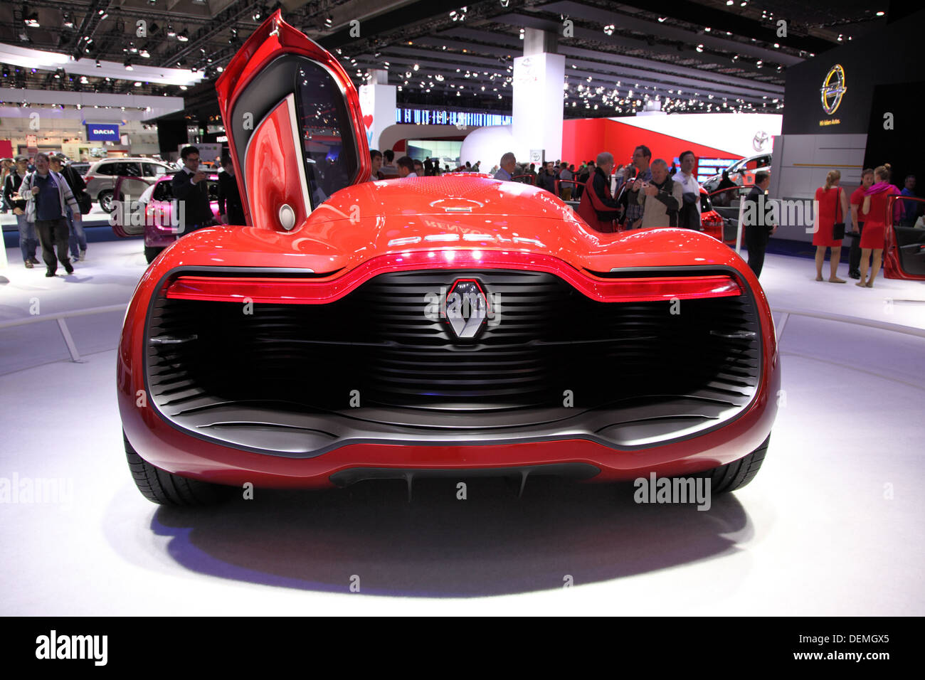 Renault Dezir Concept Car Stock Photo - Alamy
