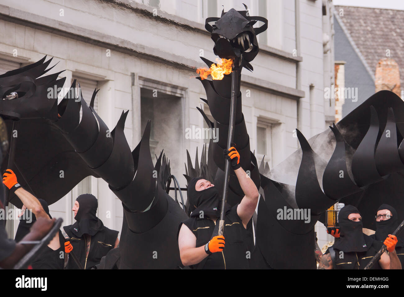 Fire spitting dragon hi-res stock photography and images - Alamy