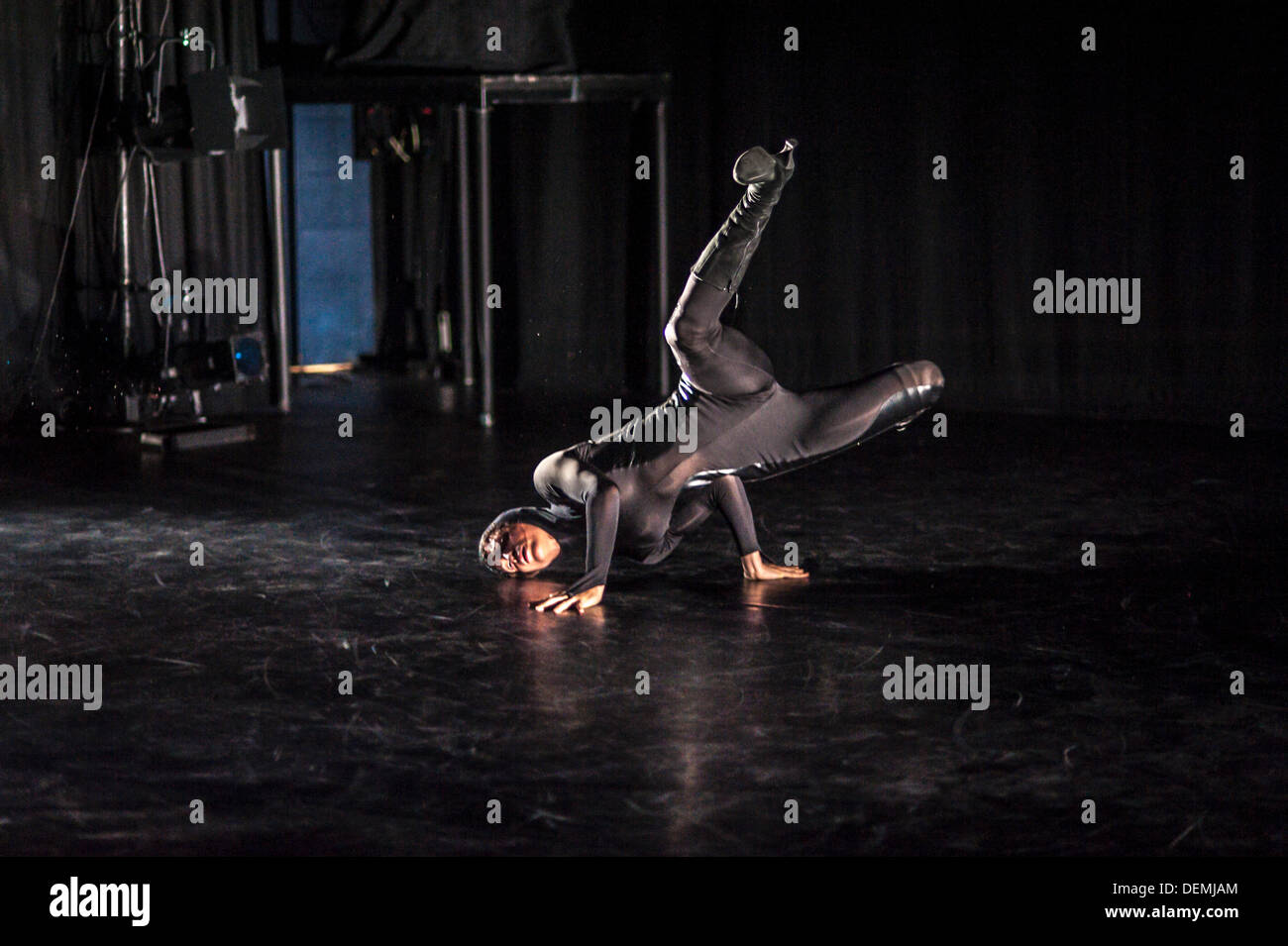 Contemporary dancer and b-girl, Ella Mesma performs in Ecdysis ...