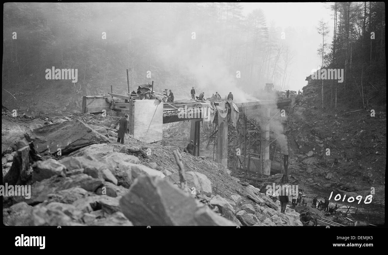 Hanging Dog Bridge - 281099 Stock Photo - Alamy