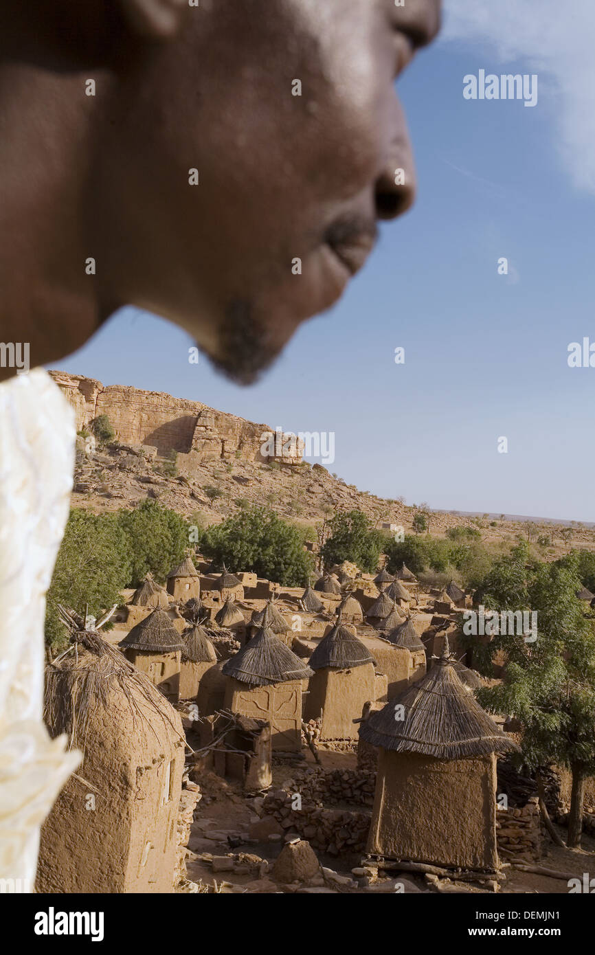 Mali songo dogon village hi-res stock photography and images - Alamy