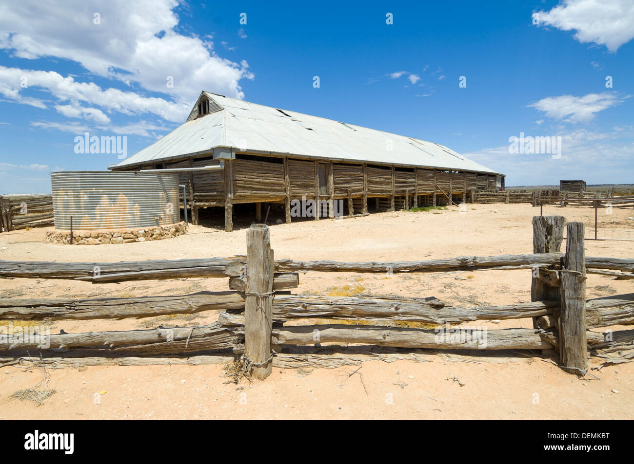 Historic woolshed hi-res stock photography and images - Alamy