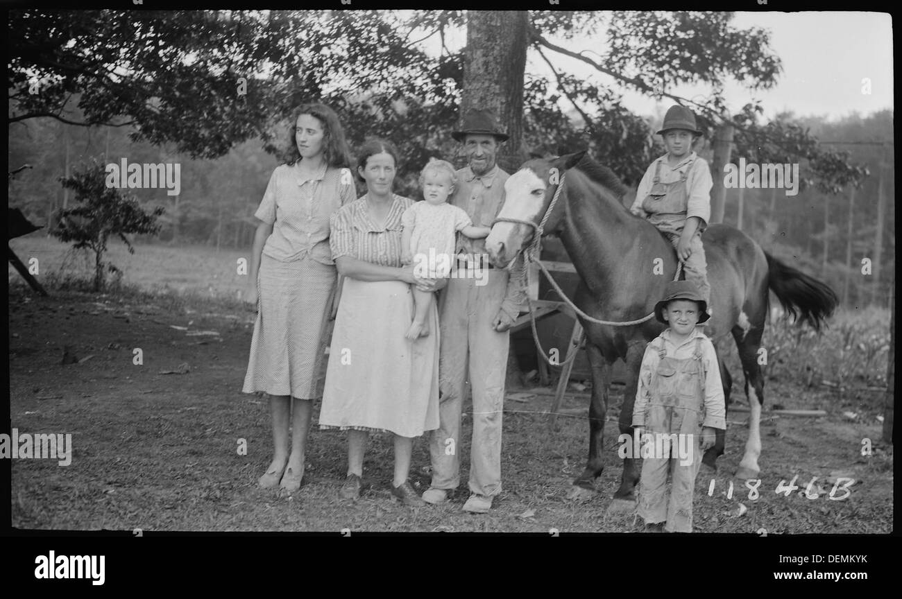 Photograph of C. E. Proctor Family - 281272 Stock Photo - Alamy