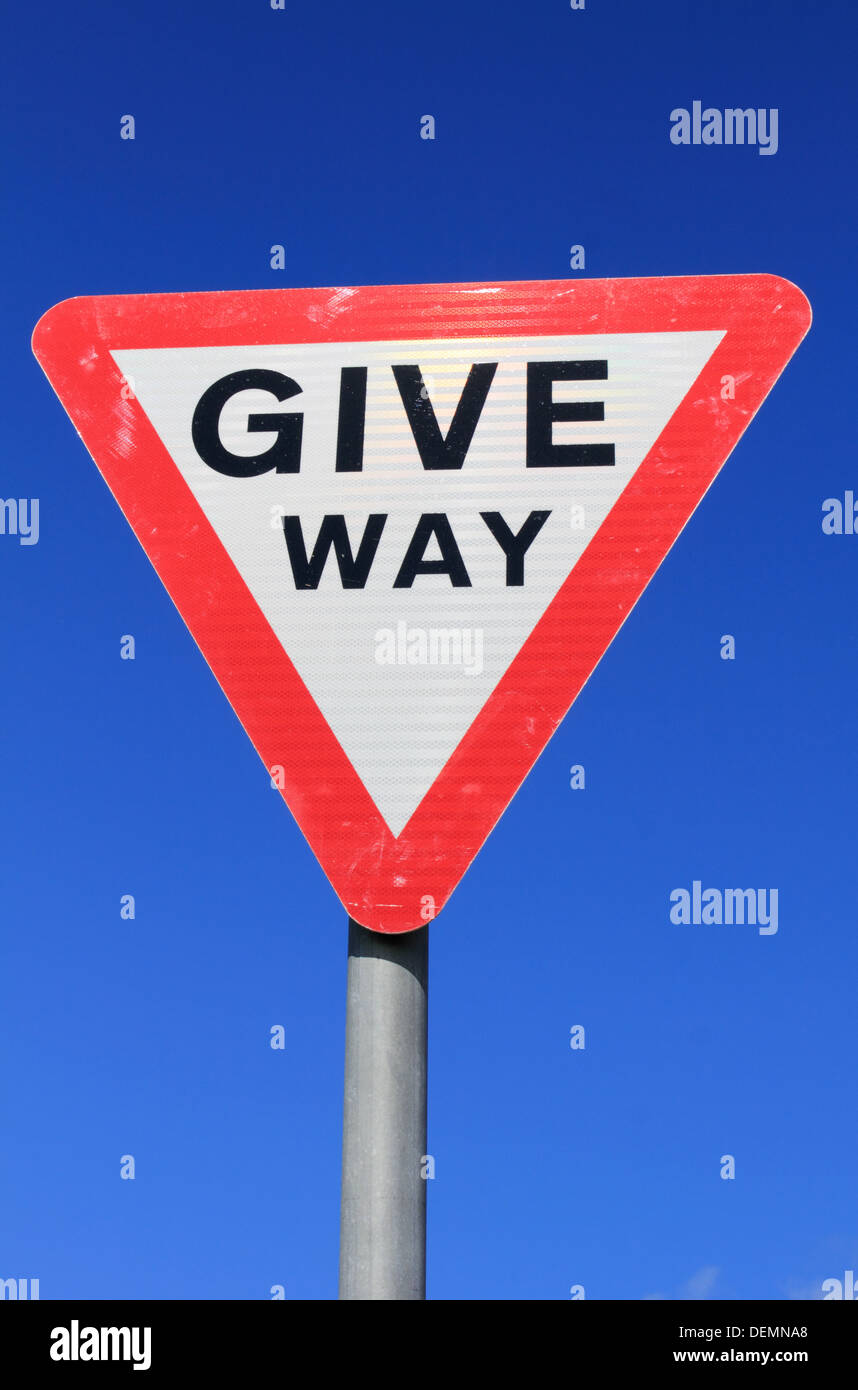 Give way road sign, UK Stock Photo - Alamy