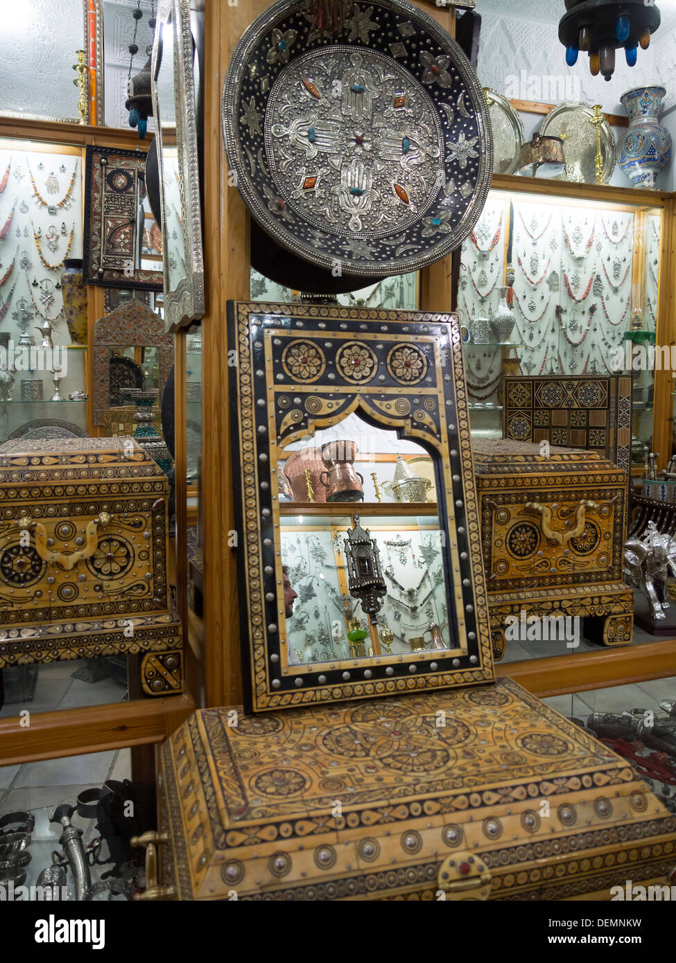 Moroccan products hi-res stock photography and images - Alamy