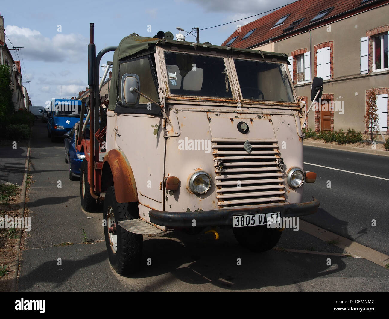 Renault galion hi-res stock photography and images - Alamy