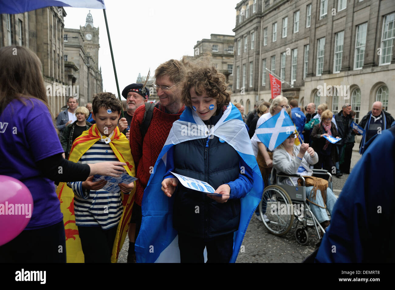 Scottish Pro-independence march Stock Photo - Alamy