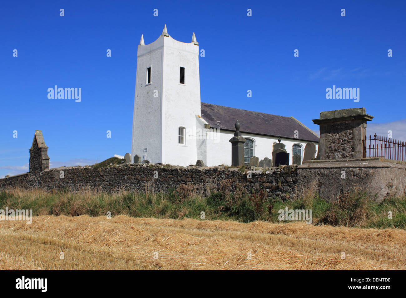 Ballintoy church hi-res stock photography and images - Alamy