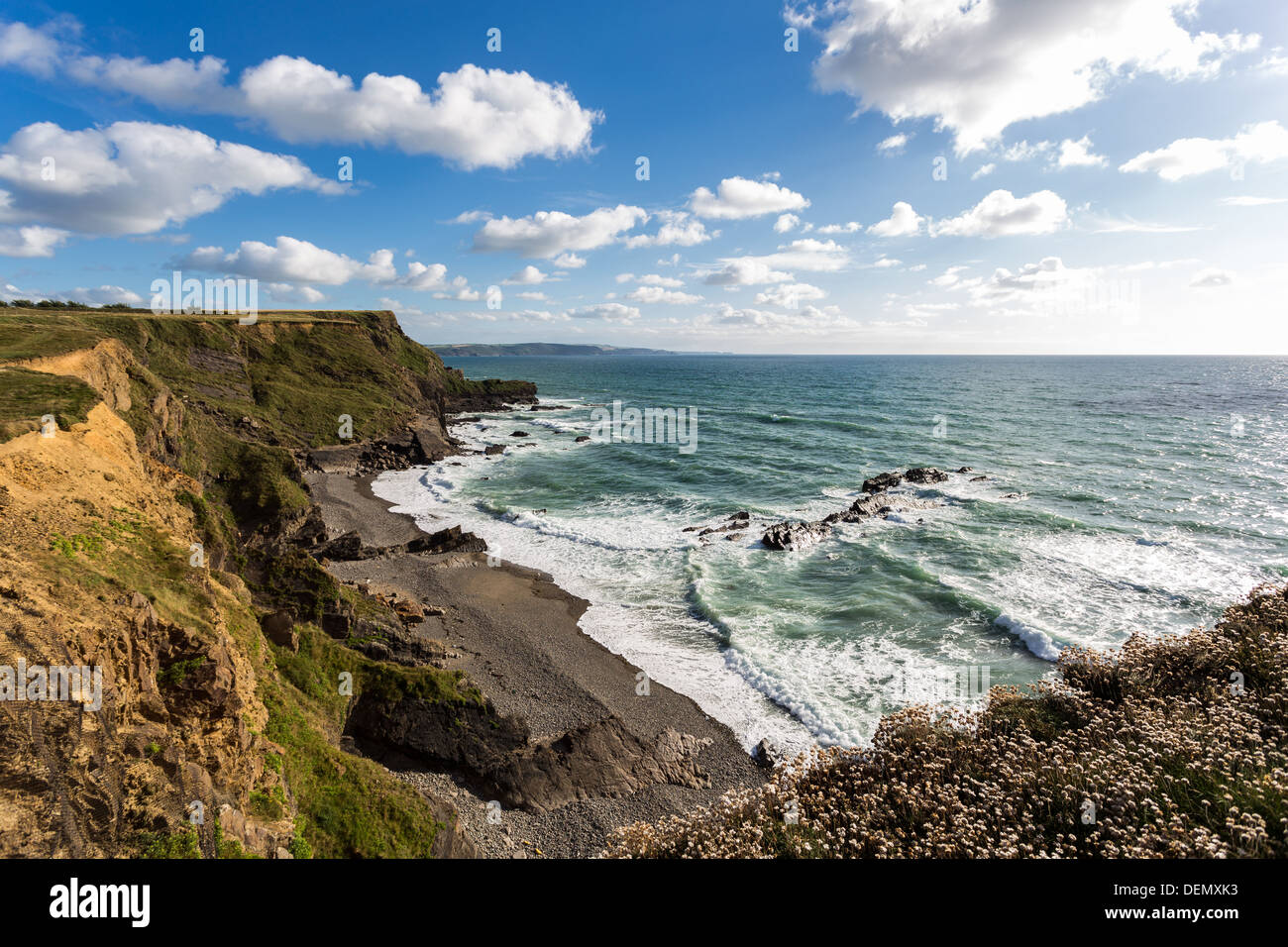 Seaside cliffs on cloudy day hi-res stock photography and images - Alamy