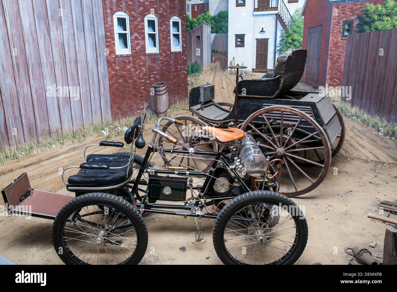 Replicas of early automobile type vehicles at the Petersen Museum in ...
