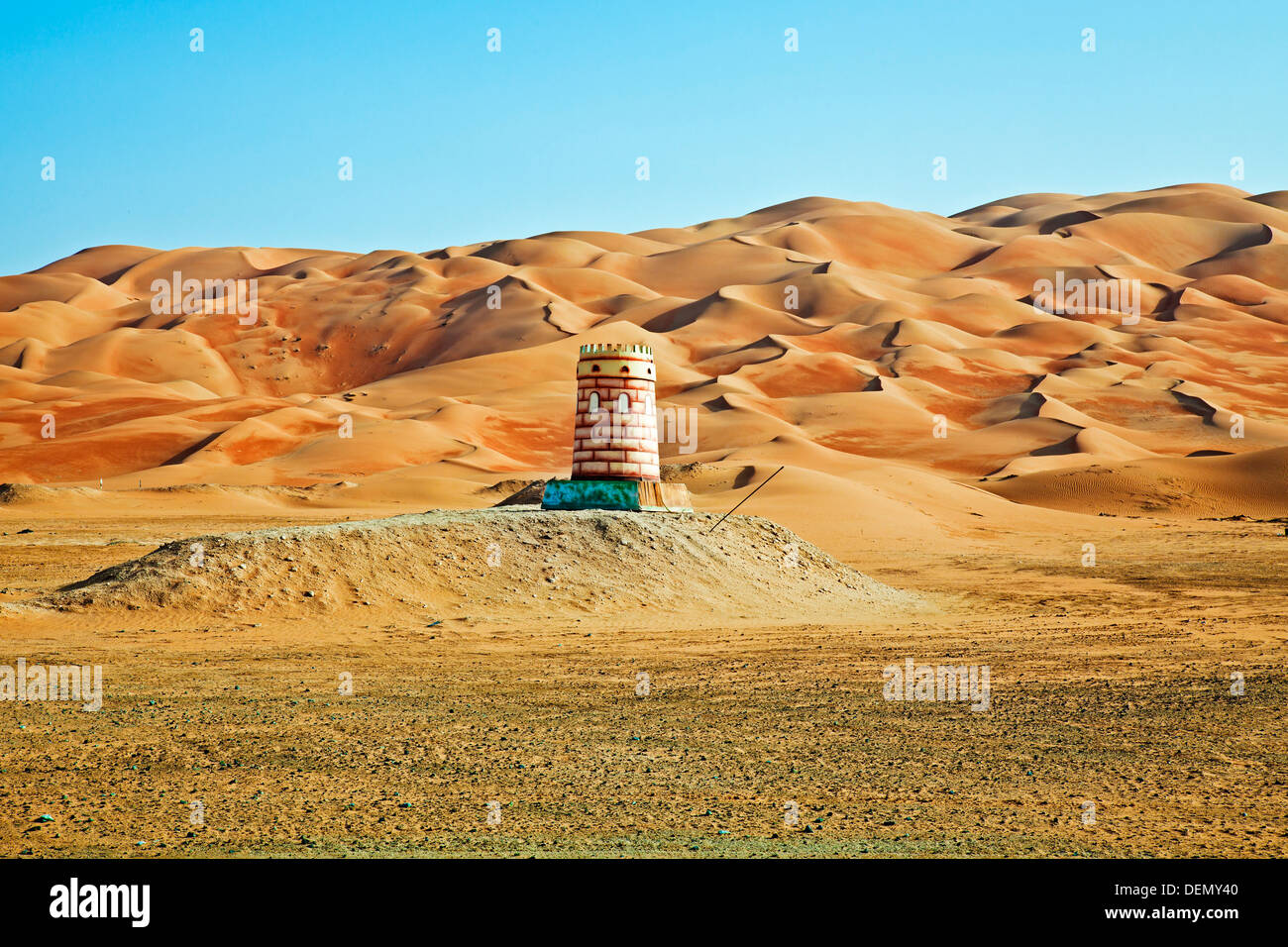 Moreeb dune abu dhabi hi-res stock photography and images - Alamy