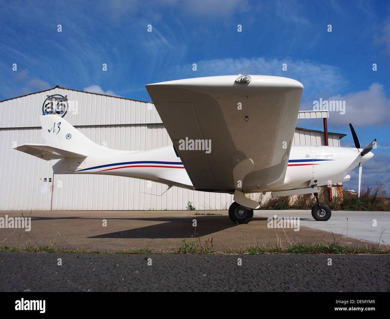 Aveko VL-3 Spirit 85ADC 6 Stock Photo - Alamy