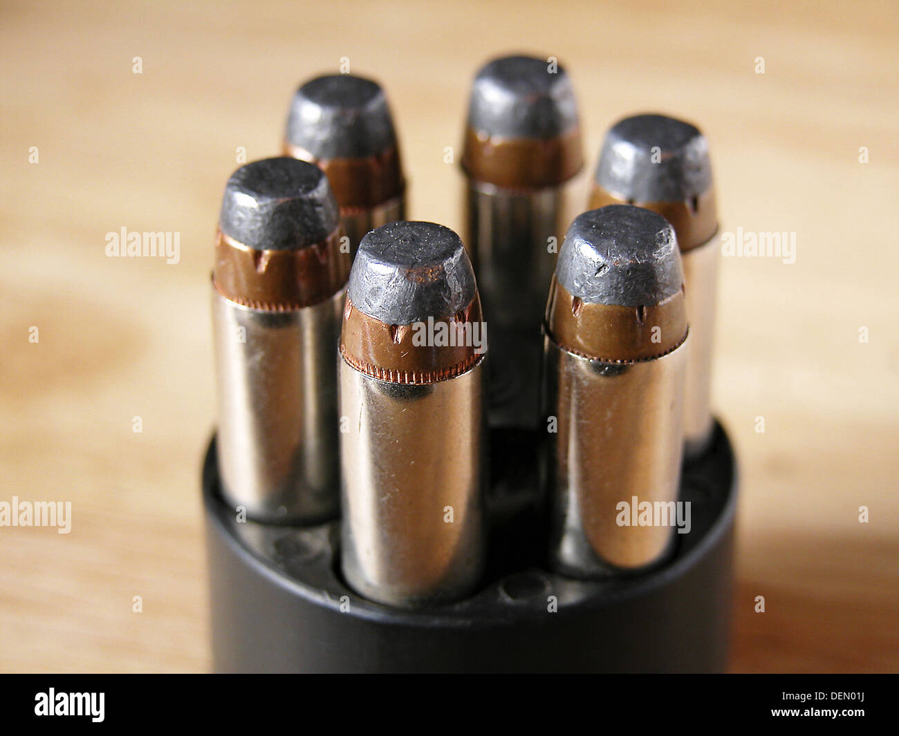 6 bullets hi-res stock photography and images - Alamy
