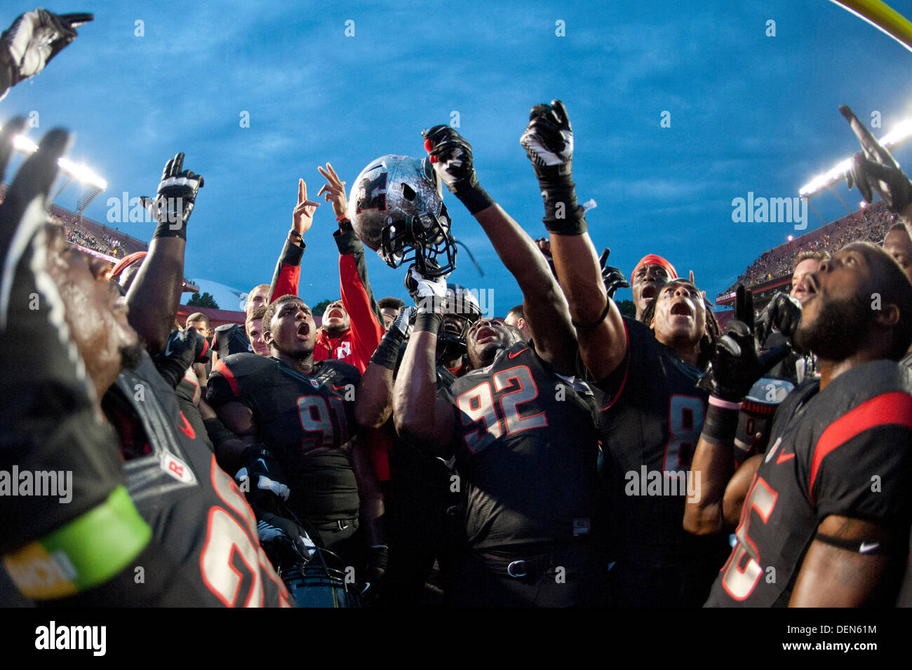 Rutgers scarlet knights helmet hi-res stock photography and images - Alamy