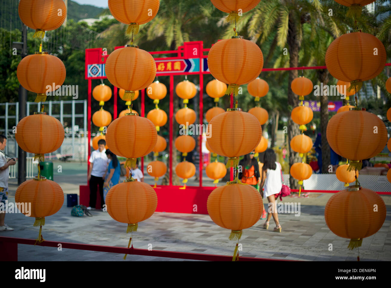 Chinese mid autumn festival decorations hi-res stock photography and ...