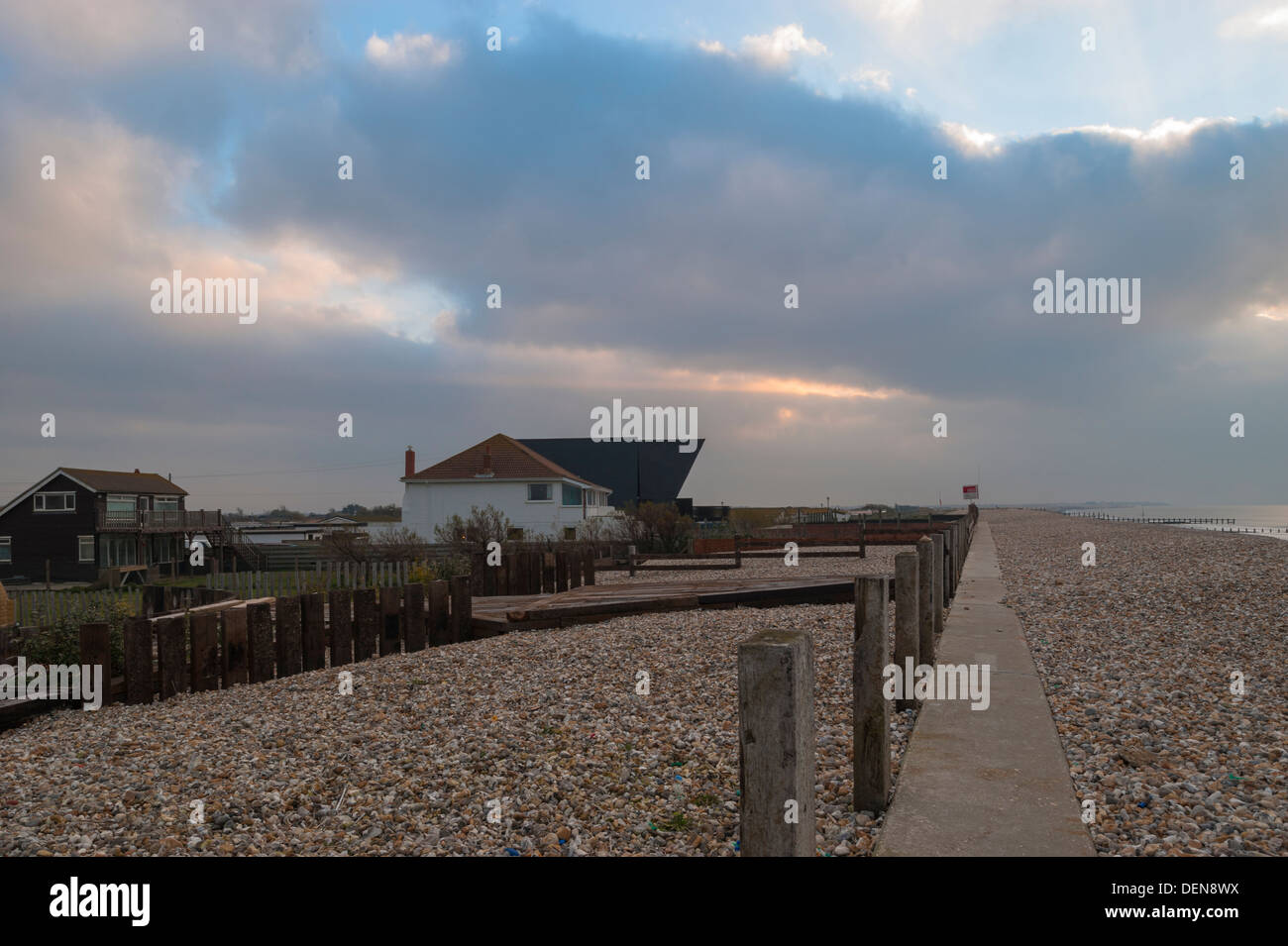 Beachside houses at Bracklesham Bay, Sussex, UK Stock Photo - Alamy