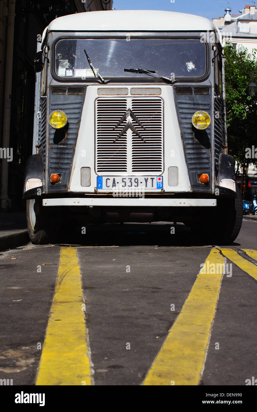 Old french van hi-res stock photography and images - Alamy