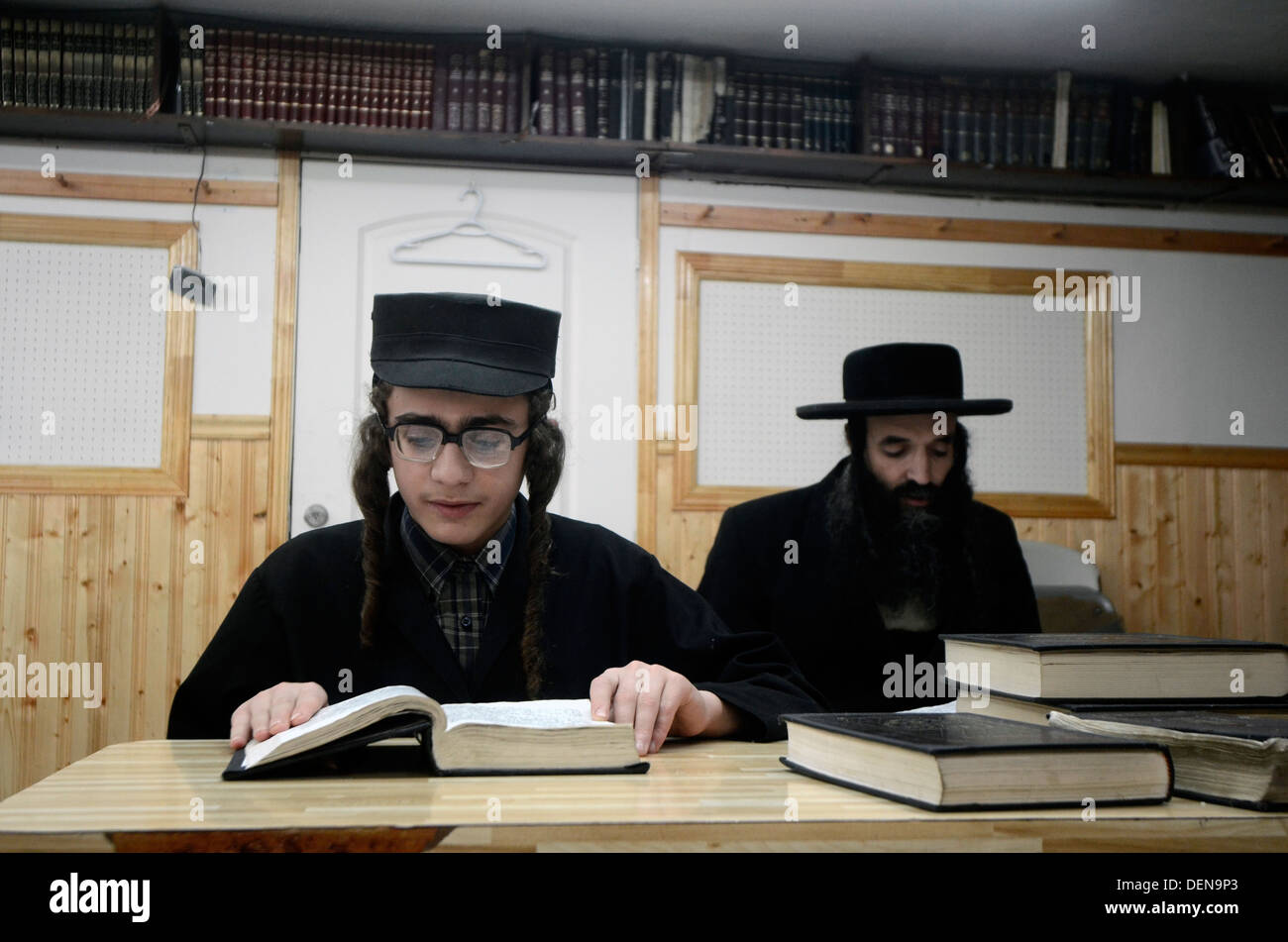 Jewish prayers canada hi-res stock photography and images - Alamy