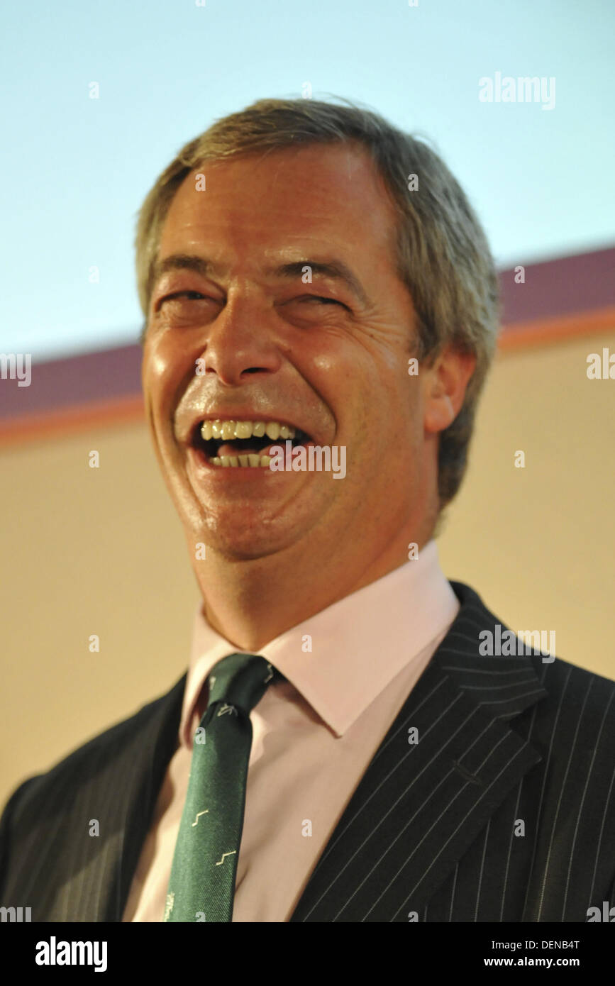 Farage laughing hi-res stock photography and images - Alamy