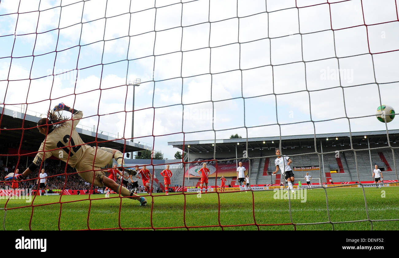 Fifa world cup female penalty kick hi-res stock photography and images ...